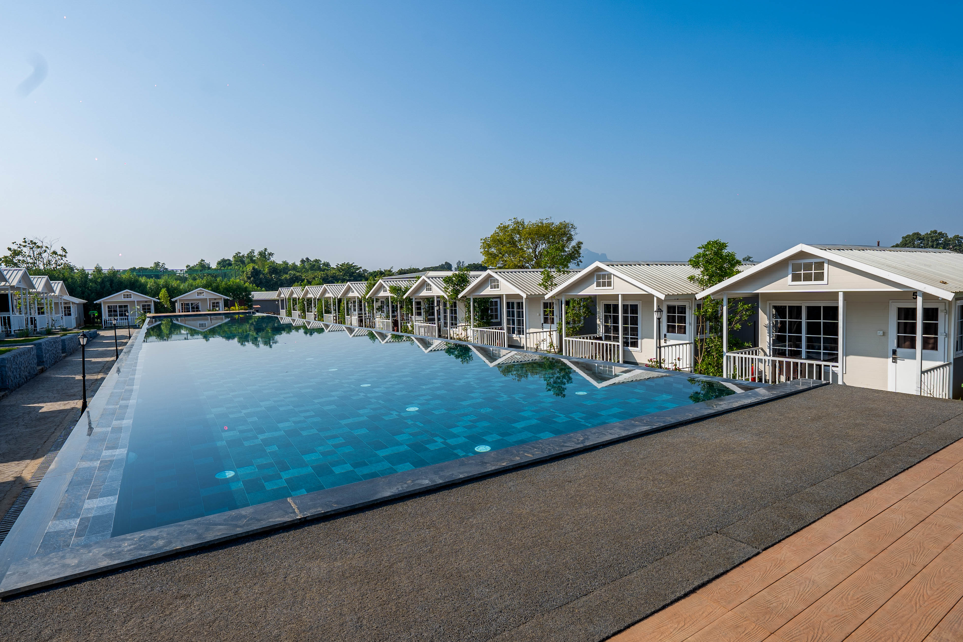 Designed stay with Serene Pond Anchaviyo